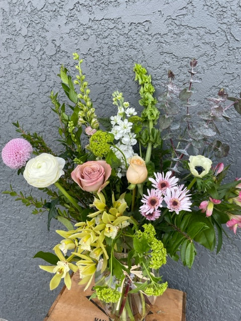 The Spring Garden (in Vase) – Studio Full Bloom